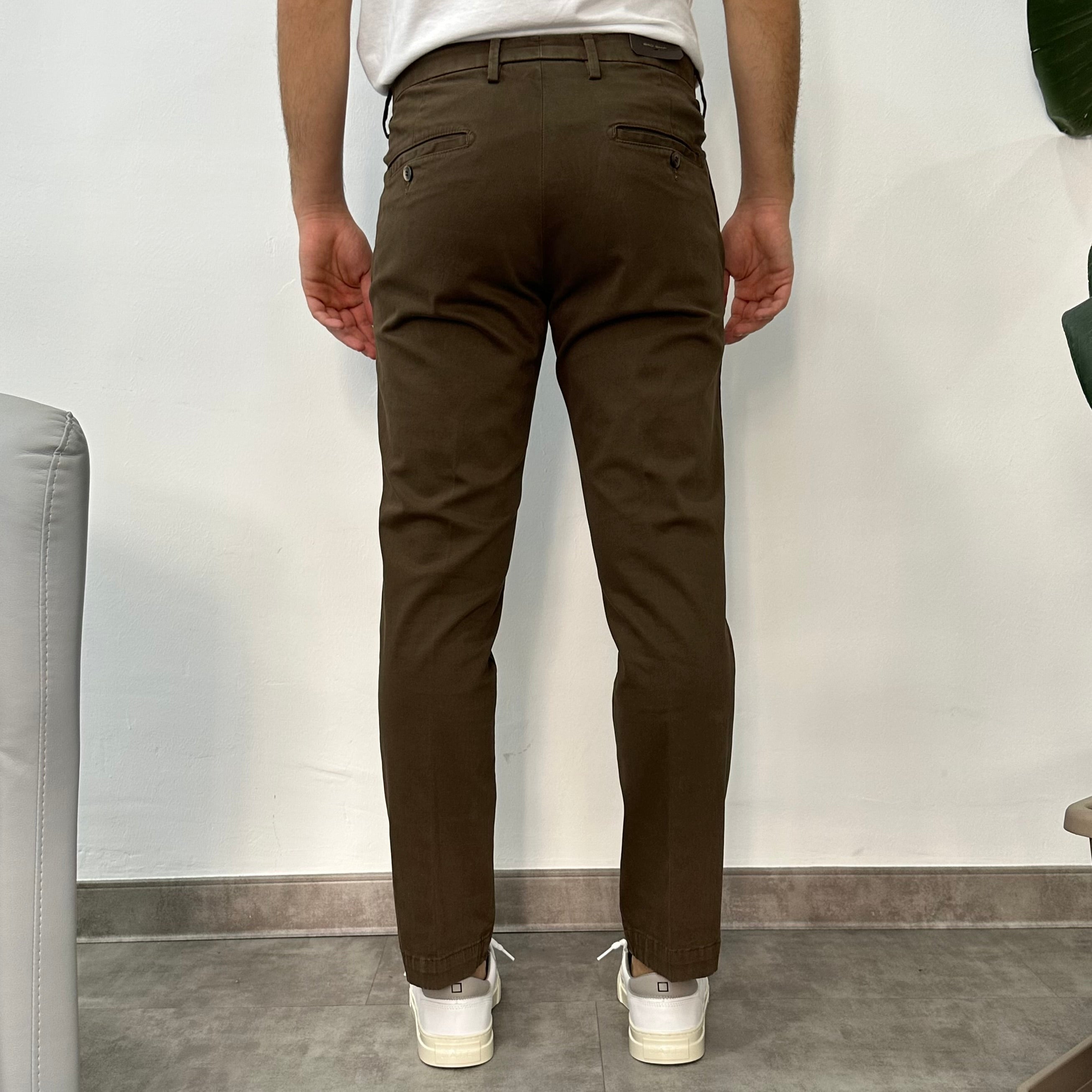 Bro ship Pantalone tk america con pence capri - Cacao | Marcello ...